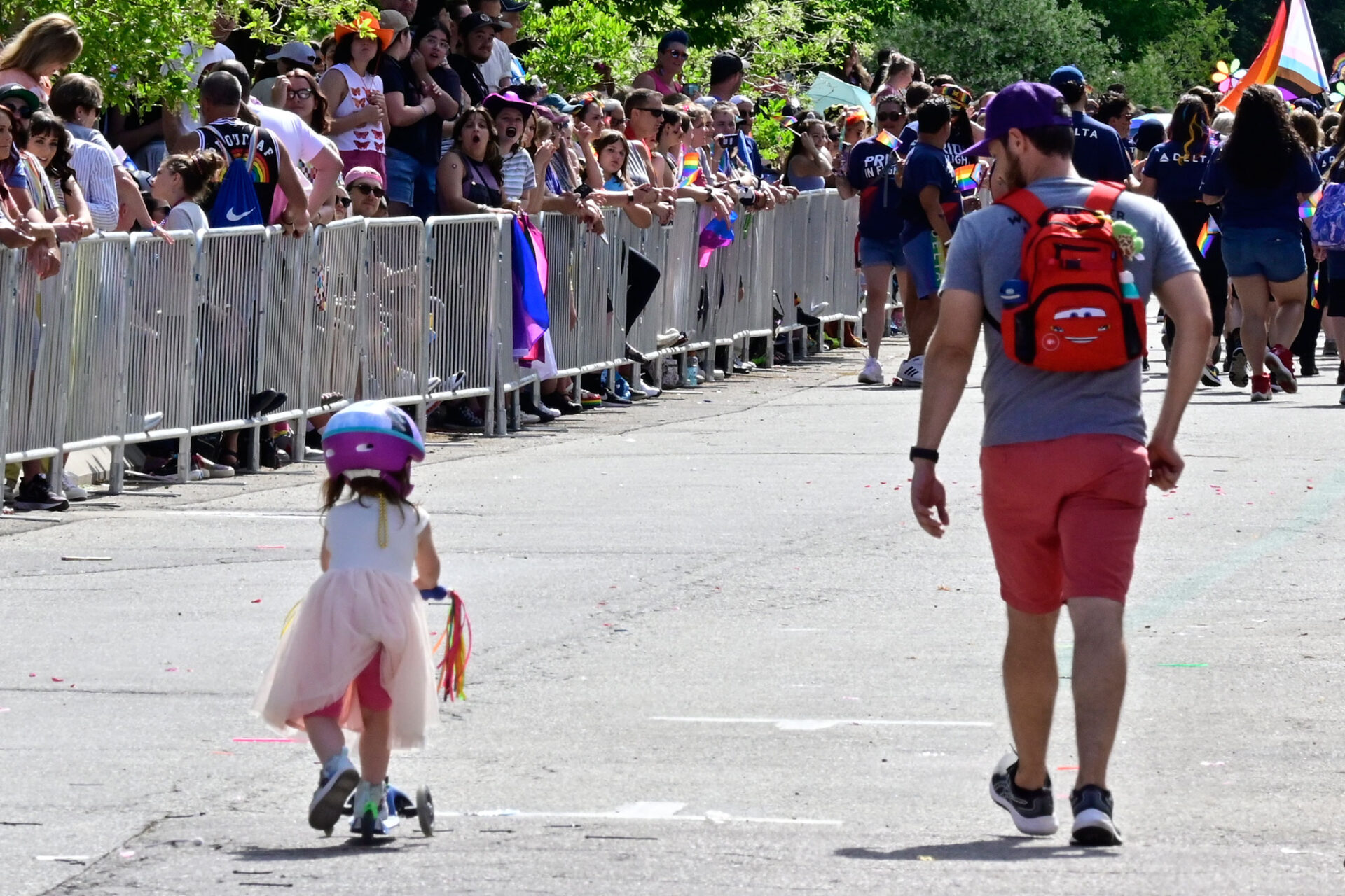 Thousands take to SLC’s streets for 2023 Pride Parade - The Globe