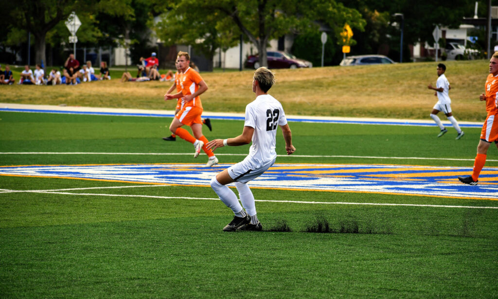 Men’s soccer team gearing up for championship year - The Globe