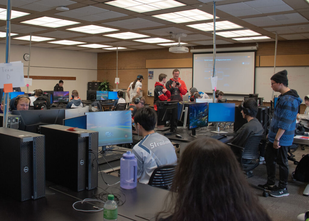 Esports competitors test their skills during event at SLCC Redwood ...