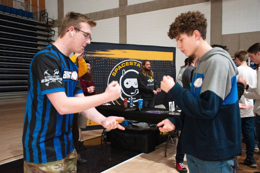 Esports competitors test their skills during event at SLCC Redwood ...