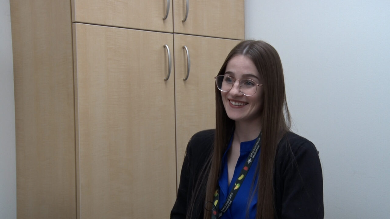 Dietitian reviews student answers to nutrition questions - The Globe