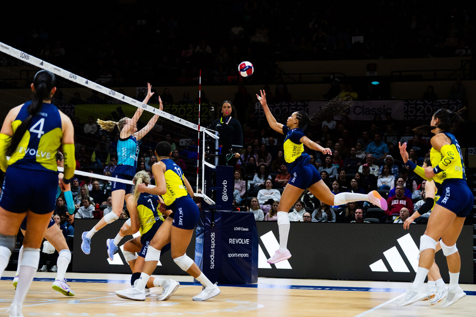 Feel the 'LOVB': Salt Lake's new pro volleyball team inspires, empowers - The Globe