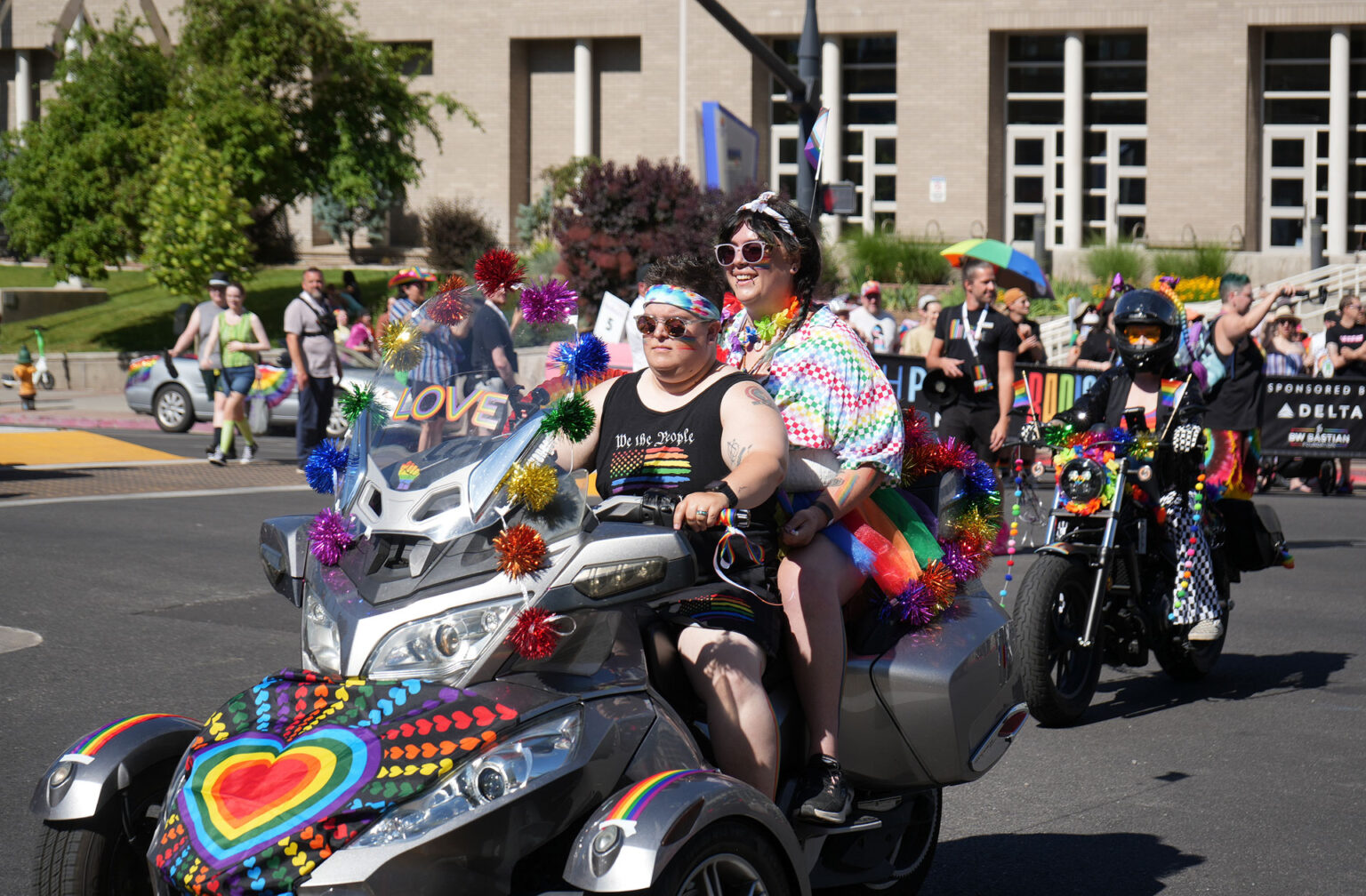 35th Utah Pride Parade defies obstacles to entertain thousands - The Globe