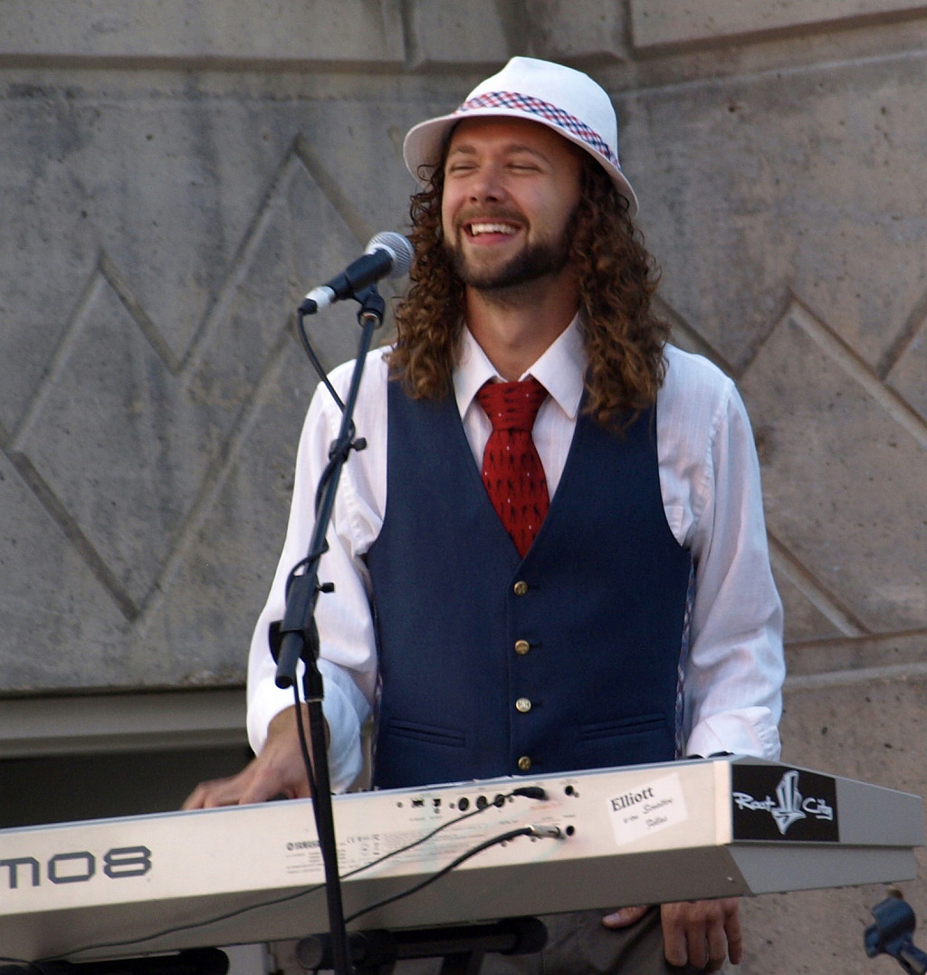 Got Rhythm? - The Globe