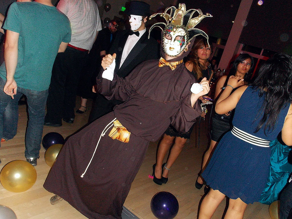 Masquerade Ball delivers night of fun and games - The Globe