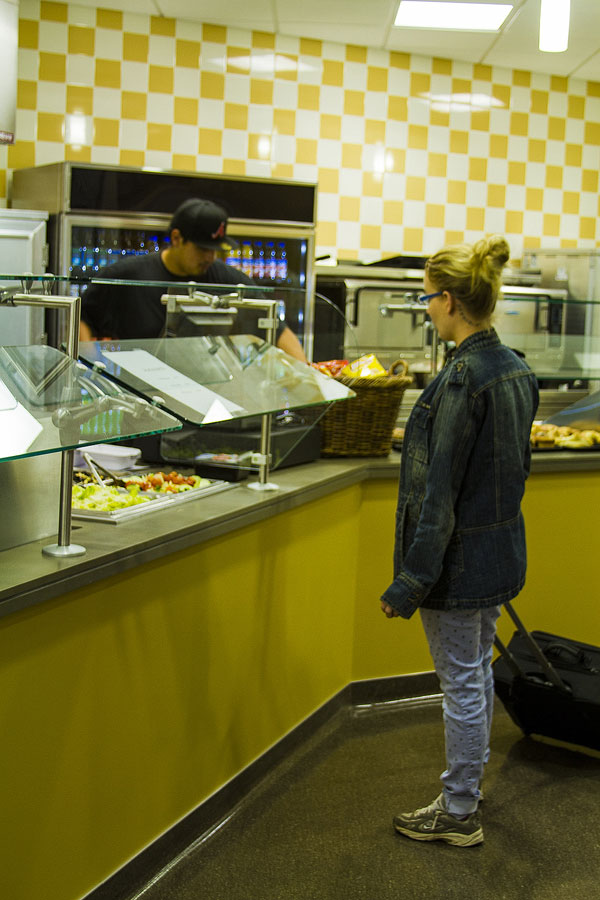Students fuel up at campus food courts - The Globe
